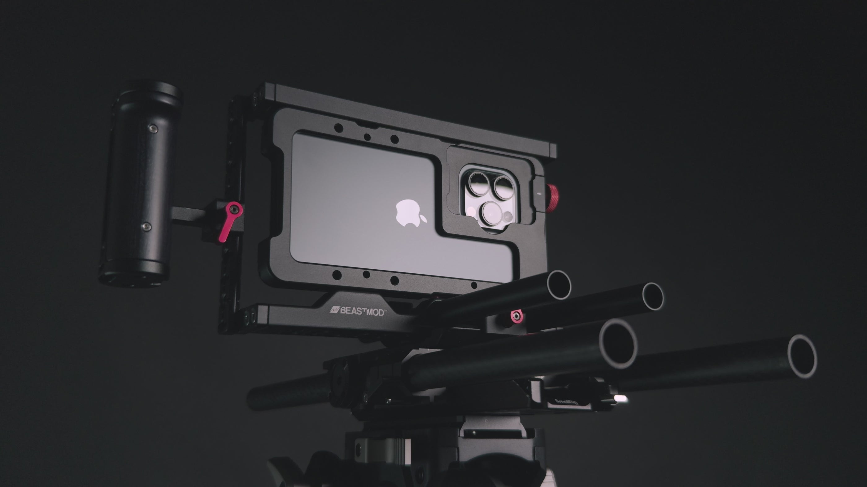 Pro Gear for Smartphone Filmmakers & Photographers | Beastgrip ...