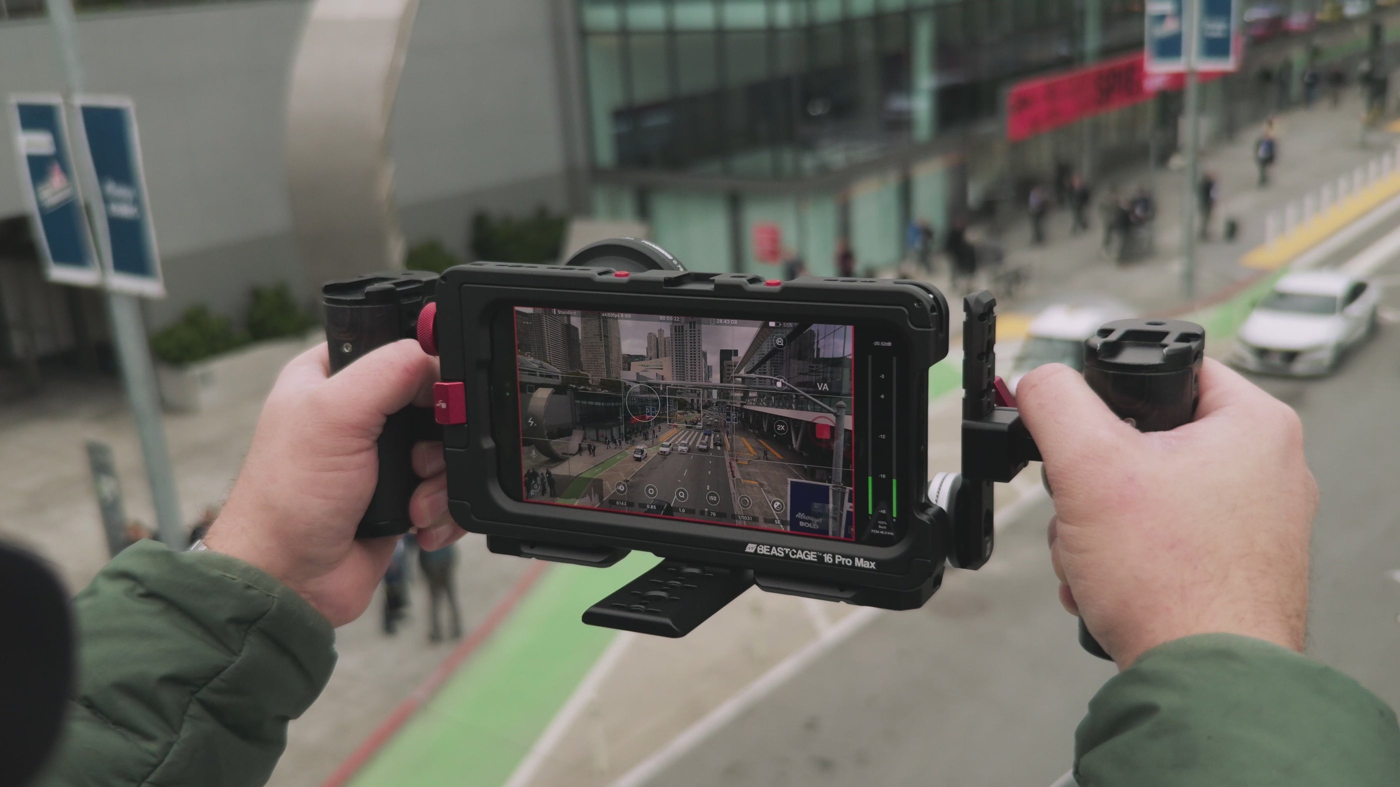 Pro Gear for Smartphone Filmmakers & Photographers | Beastgrip ...